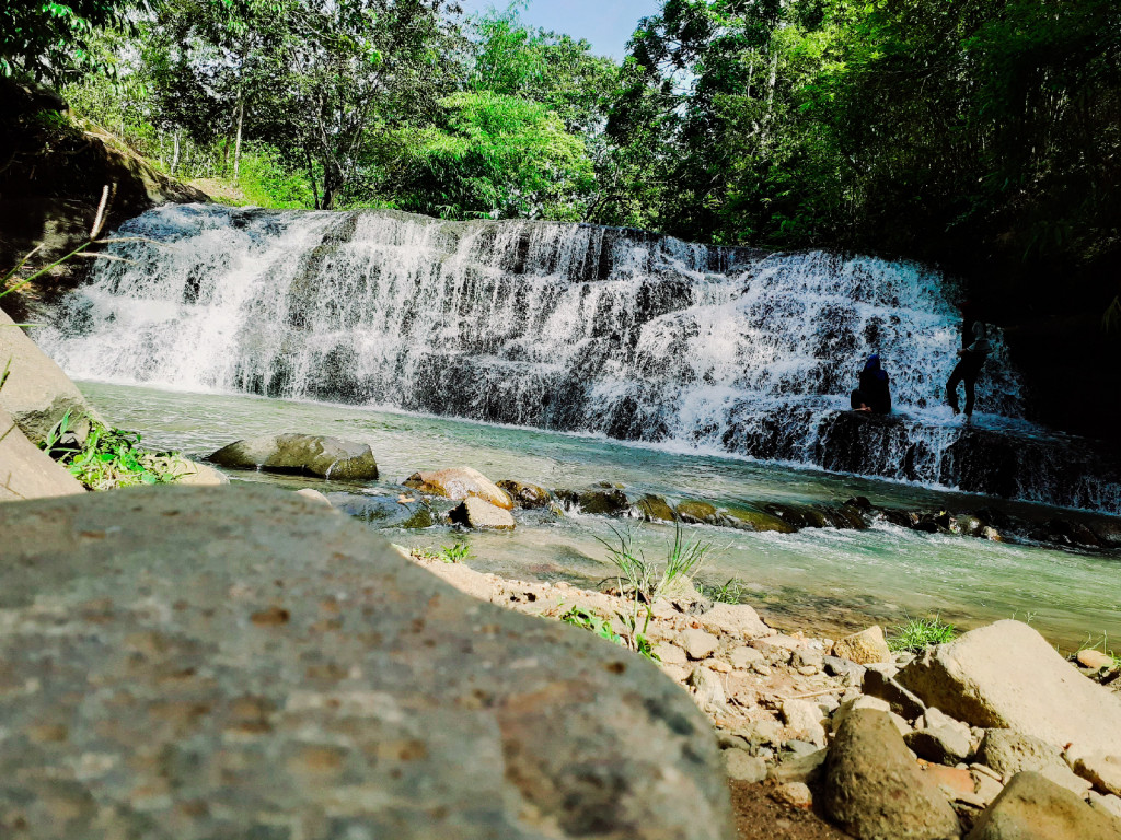 CURUG EMBUN LAGAN BUNGIN