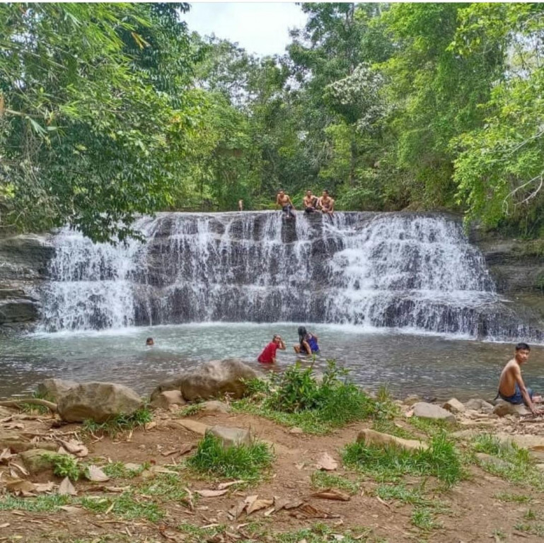 CURUG EMBUN LAGAN BUNGIN